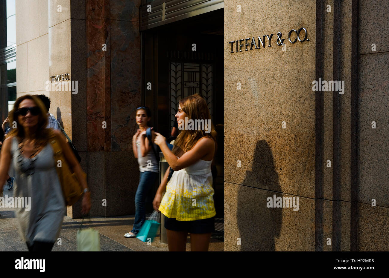 Tiffany & Co. Fifth Ave at 57 th st,New York City, USA Stock Photo - Alamy