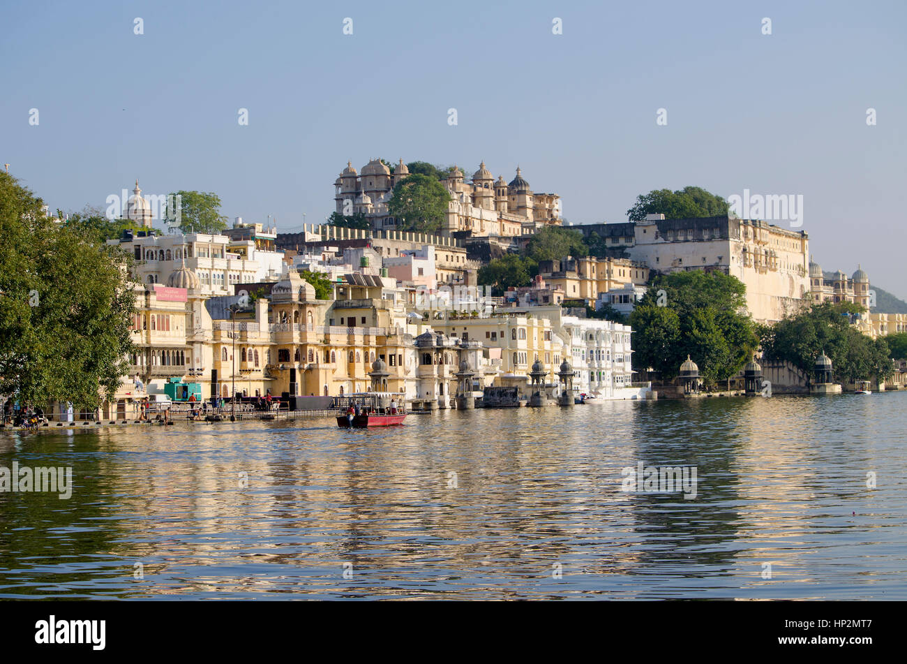 Beautiful landscape of the city on water in india udaipur hi-res stock ...