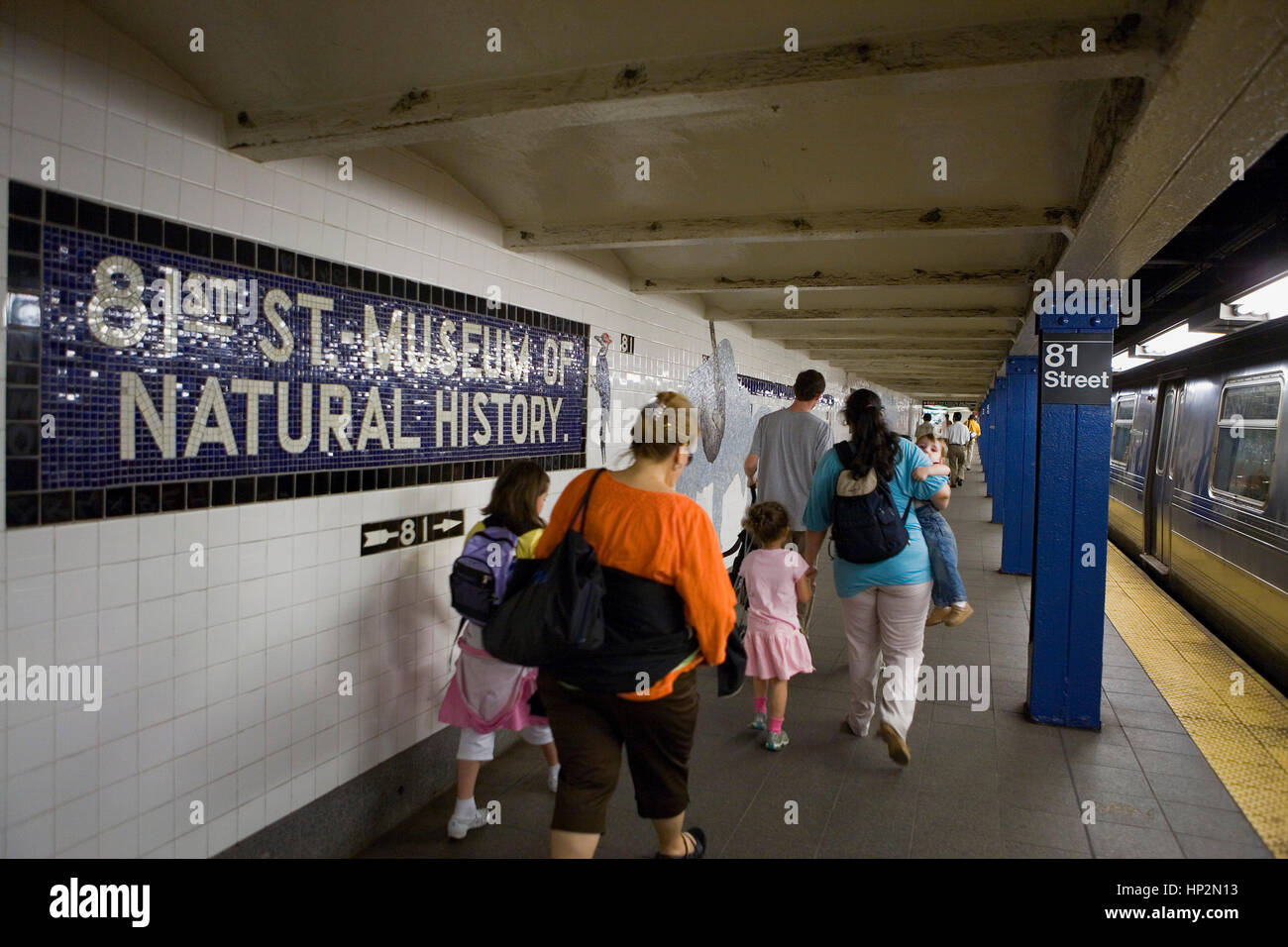 Museum of natural history subway station hi-res stock photography and ...