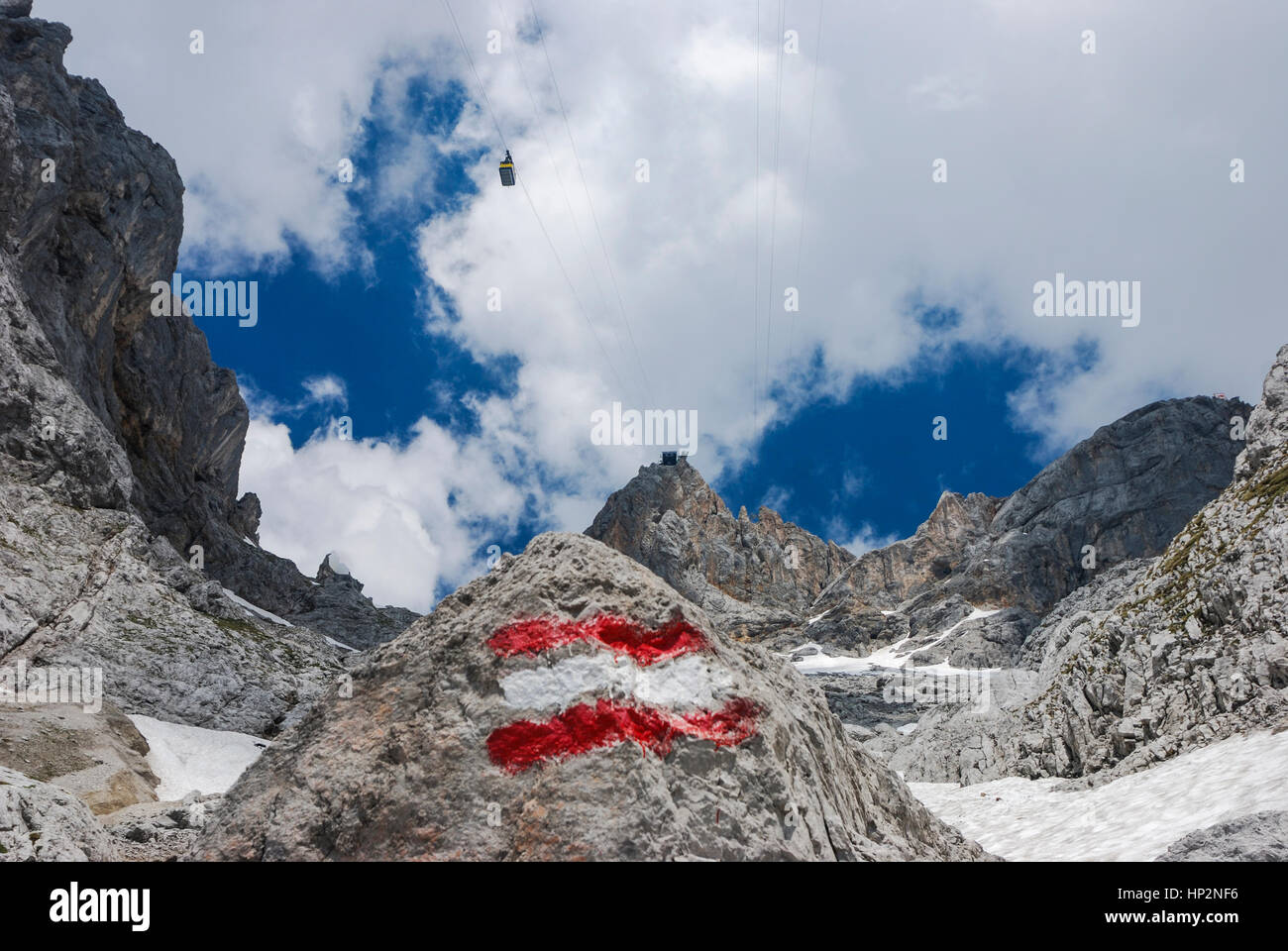 Nationalpark Dachstein, Hunerkogel cable car at Dachstein ...