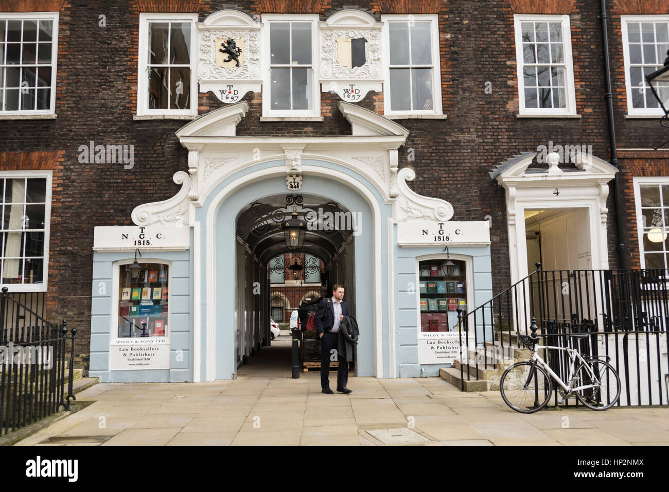 Holborn gate hi-res stock photography and images - Alamy