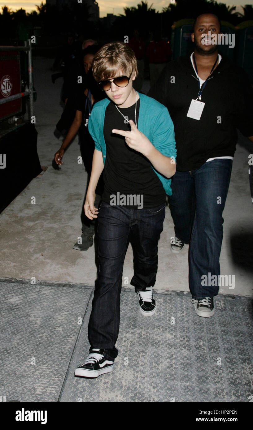 Justin Bieber at the Pepsi Super Bowl Fan Jam on February 4, 2010 in ...
