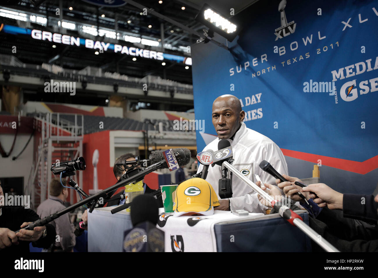 Green Bay Packers' Donald Driver at Super Bowl Media Day in Cowboys ...
