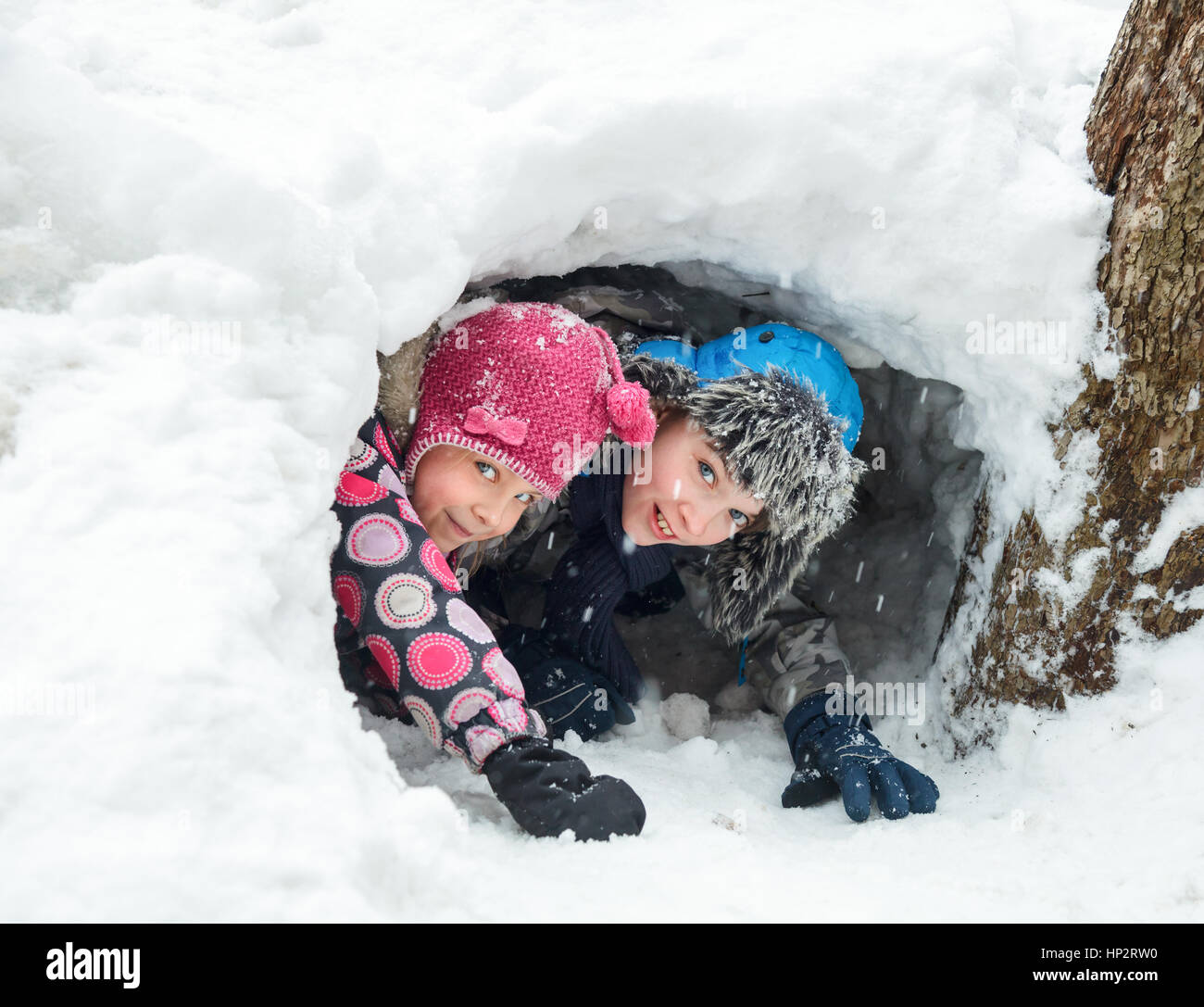 Boy in cave hi-res stock photography and images - Alamy
