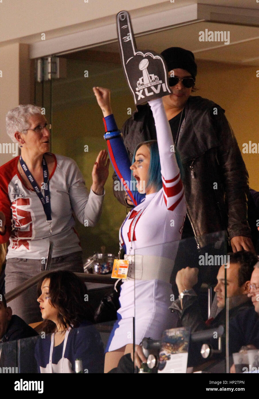 Katy Perry cheers for the New York Giants during Super Bowl XLVI in ...