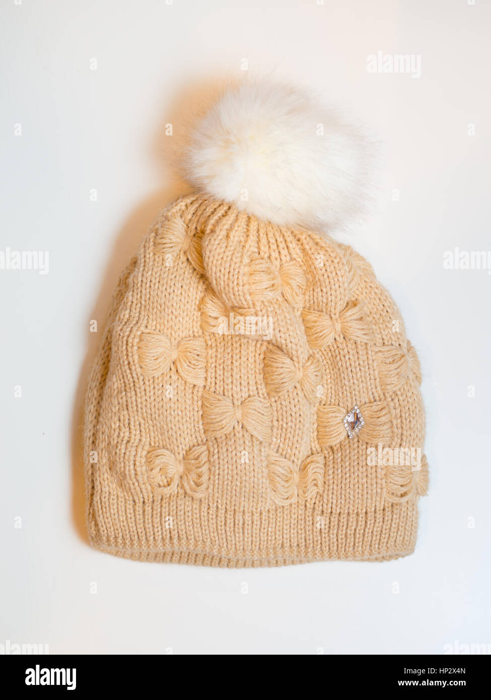 Pink knitted cap hi-res stock photography and images - Alamy