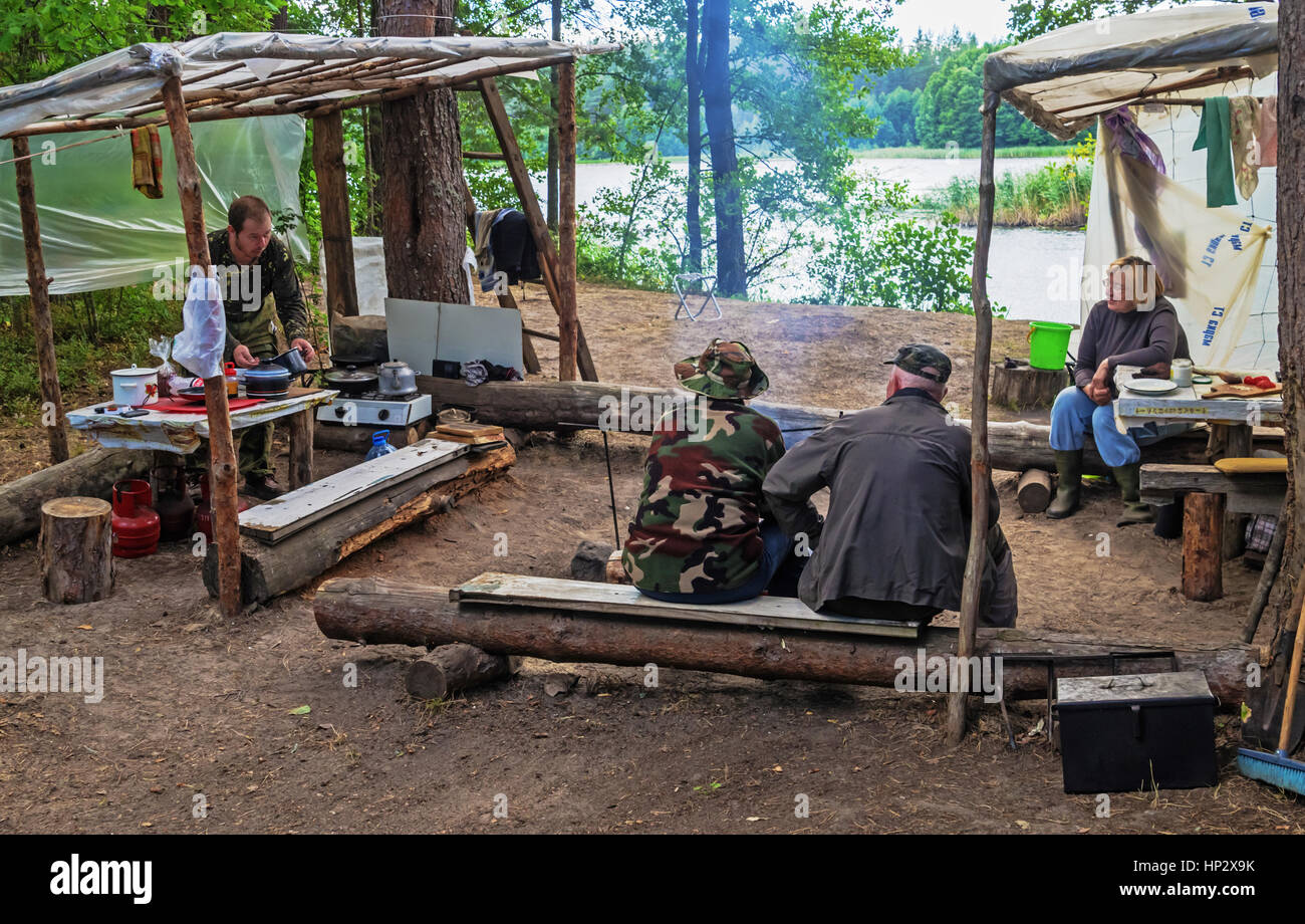 Forest camping kitchen Stock Photo - Alamy
