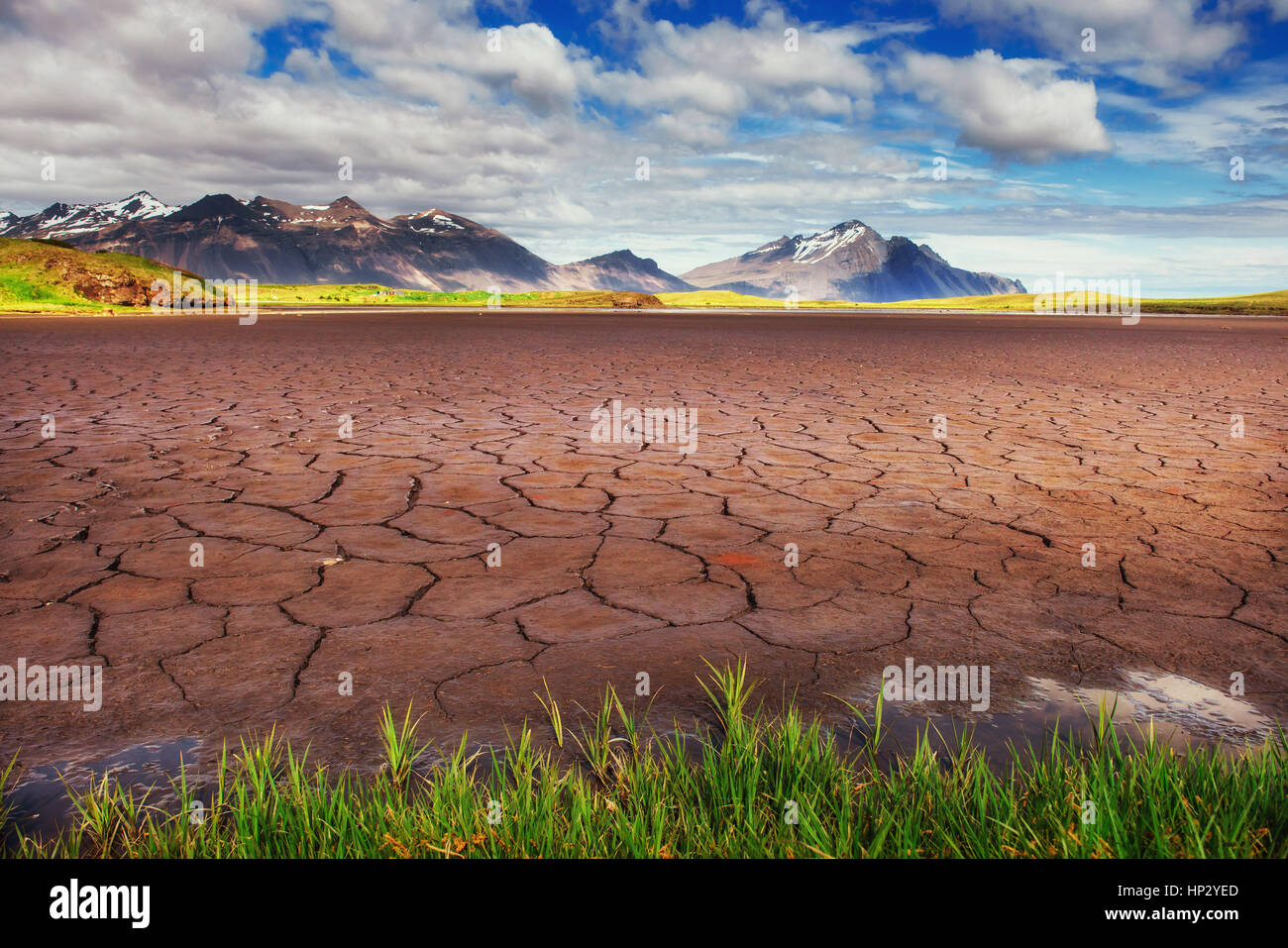 Gentle slopes of snow-capped mountains and glaciers. Wonderful I Stock ...
