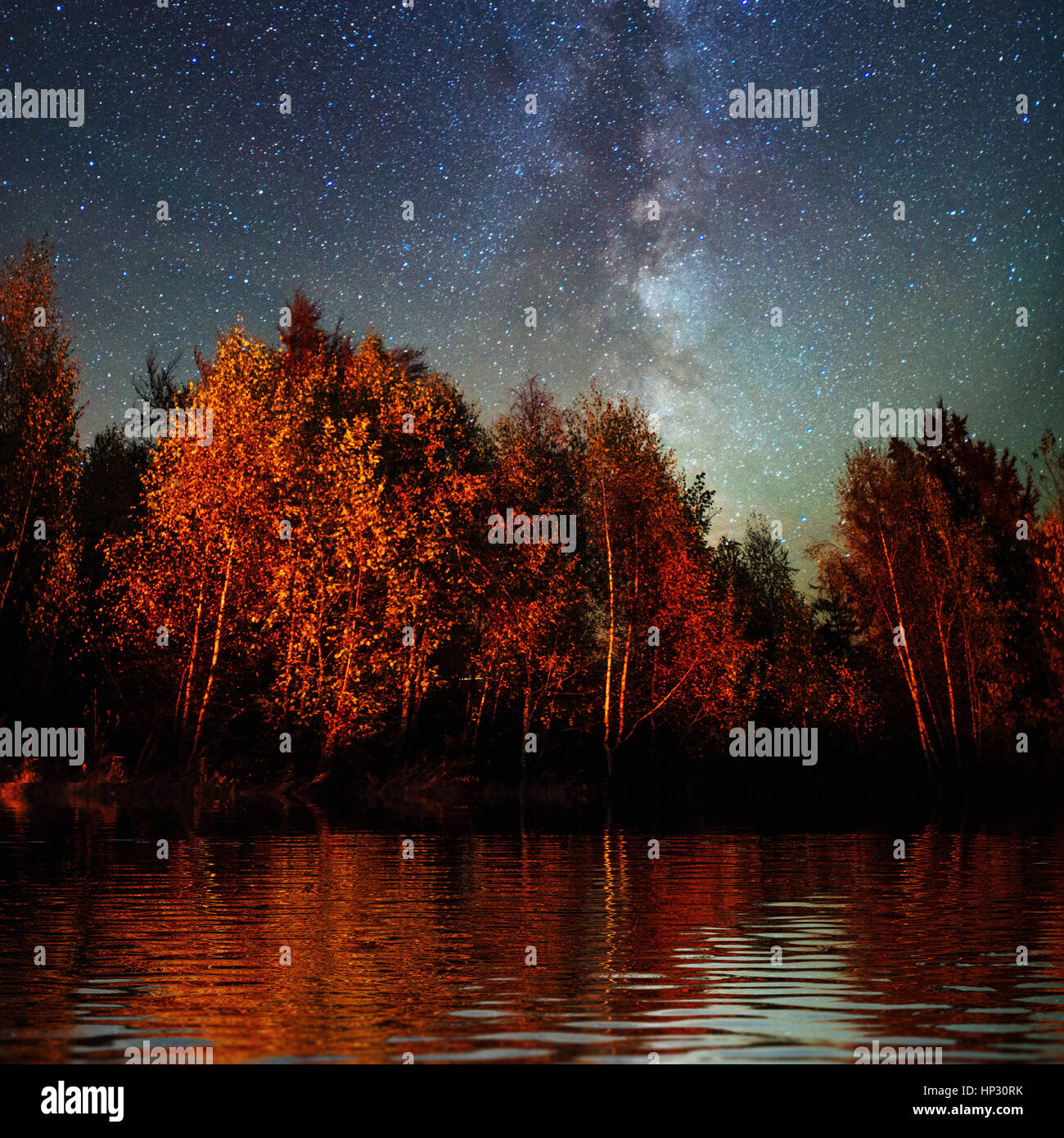 Milky way over ocean hi-res stock photography and images - Alamy