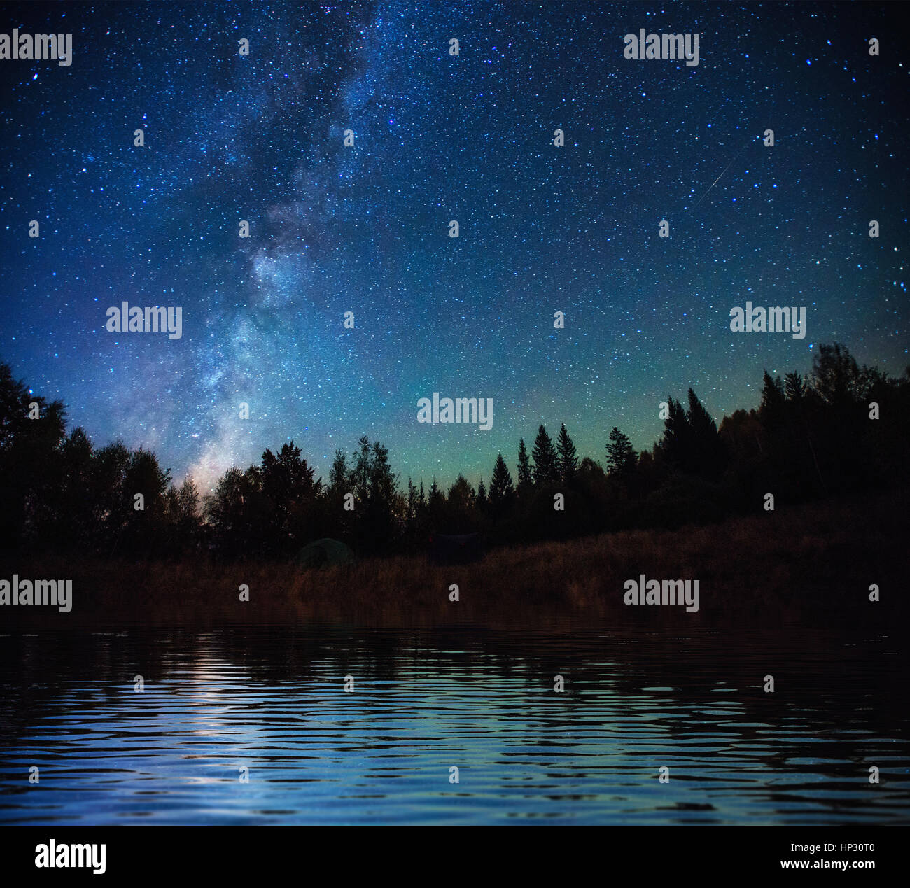 Milky way over ocean hi-res stock photography and images - Alamy