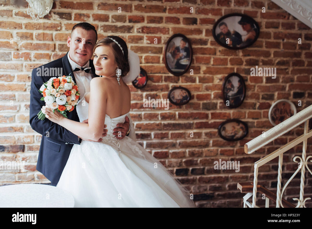 Bride and groom Couple on their wedding day Stock Photo - Alamy