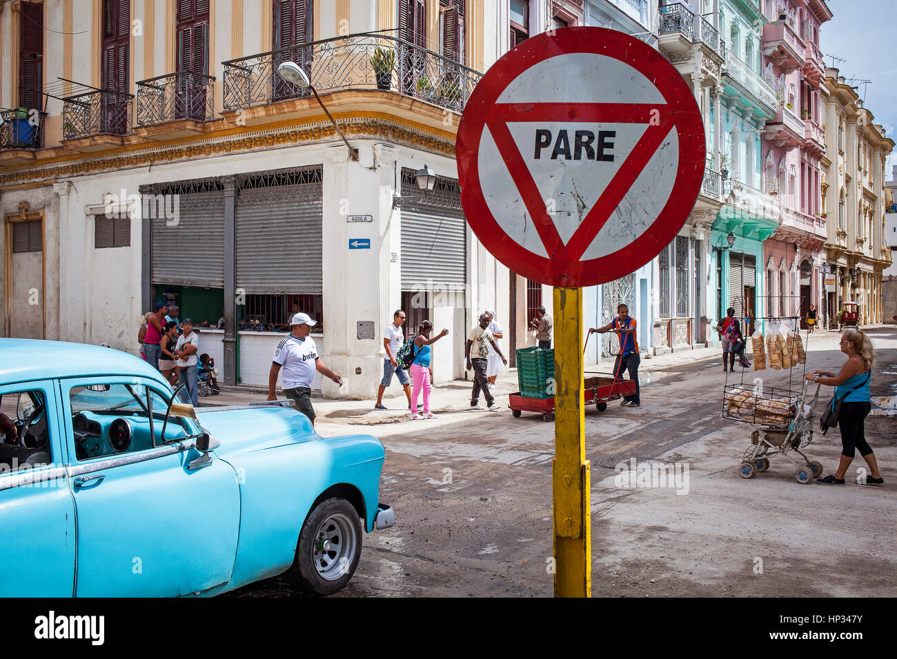 Pare, stop, sign, Street scene, in Aguila street, Centro Habana, La ...