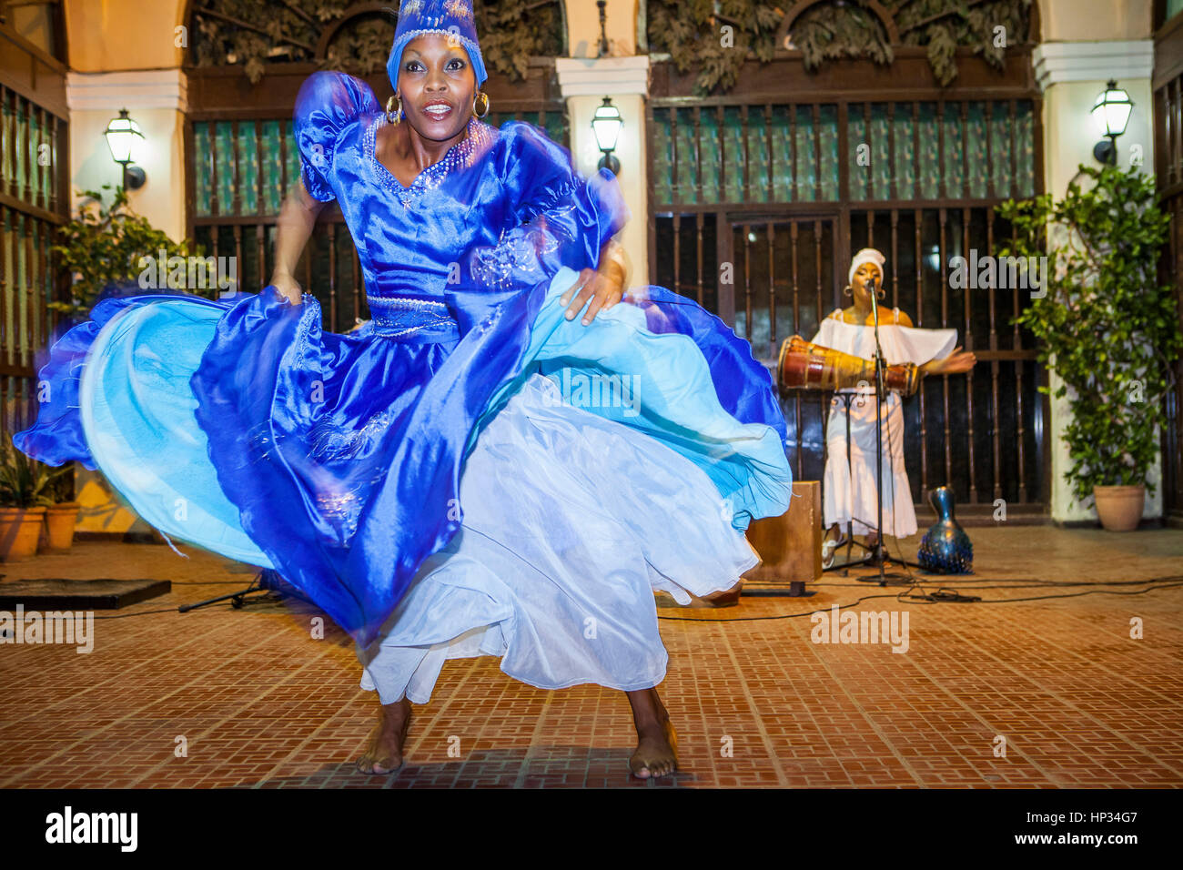 Yoruba art hi-res stock photography and images - Alamy