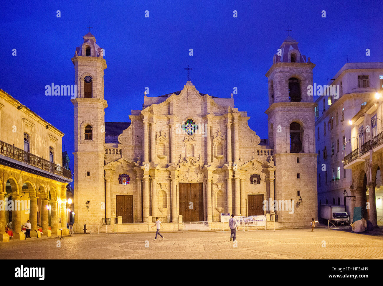 Cathedral, cathedral square, Old Havana, Habana Vieja, La Habana, Cuba ...