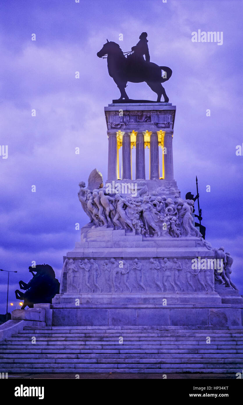 Maximo Gomez statue, in Malecón, La Habana, Cuba Stock Photo - Alamy