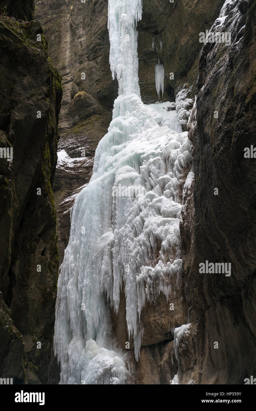 Winter in Gorge Partnachklamm in Garmisch-Partenkirchen, Bavaria ...
