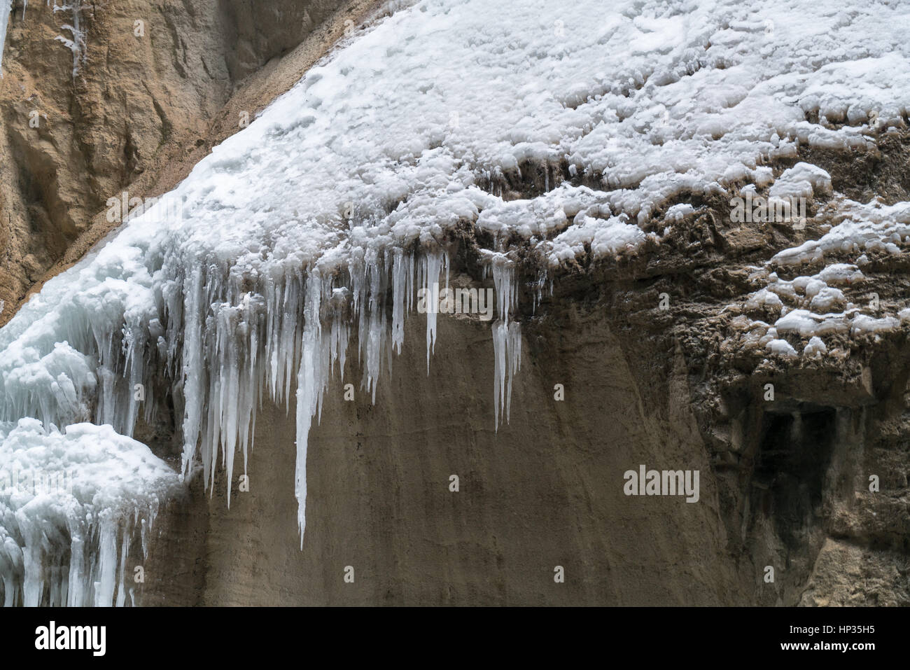 Winter in Gorge Partnachklamm in Garmisch-Partenkirchen, Bavaria ...