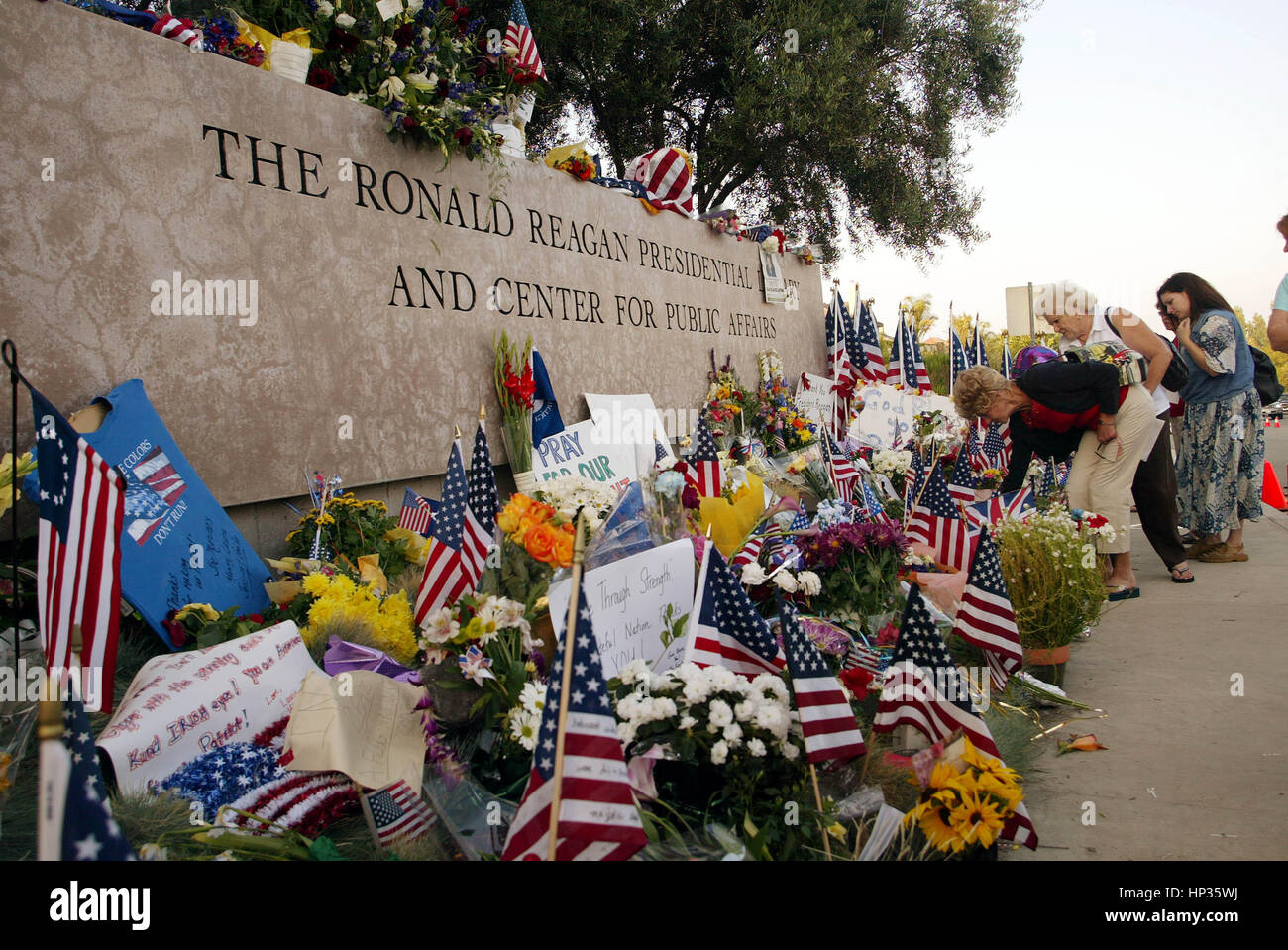 Ronald reagan library entrance hi-res stock photography and images - Alamy
