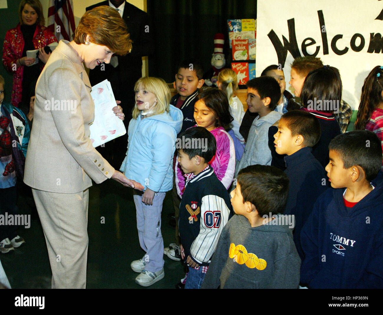 First Lady Laura Bush talks first grader and kindergarten students at ...