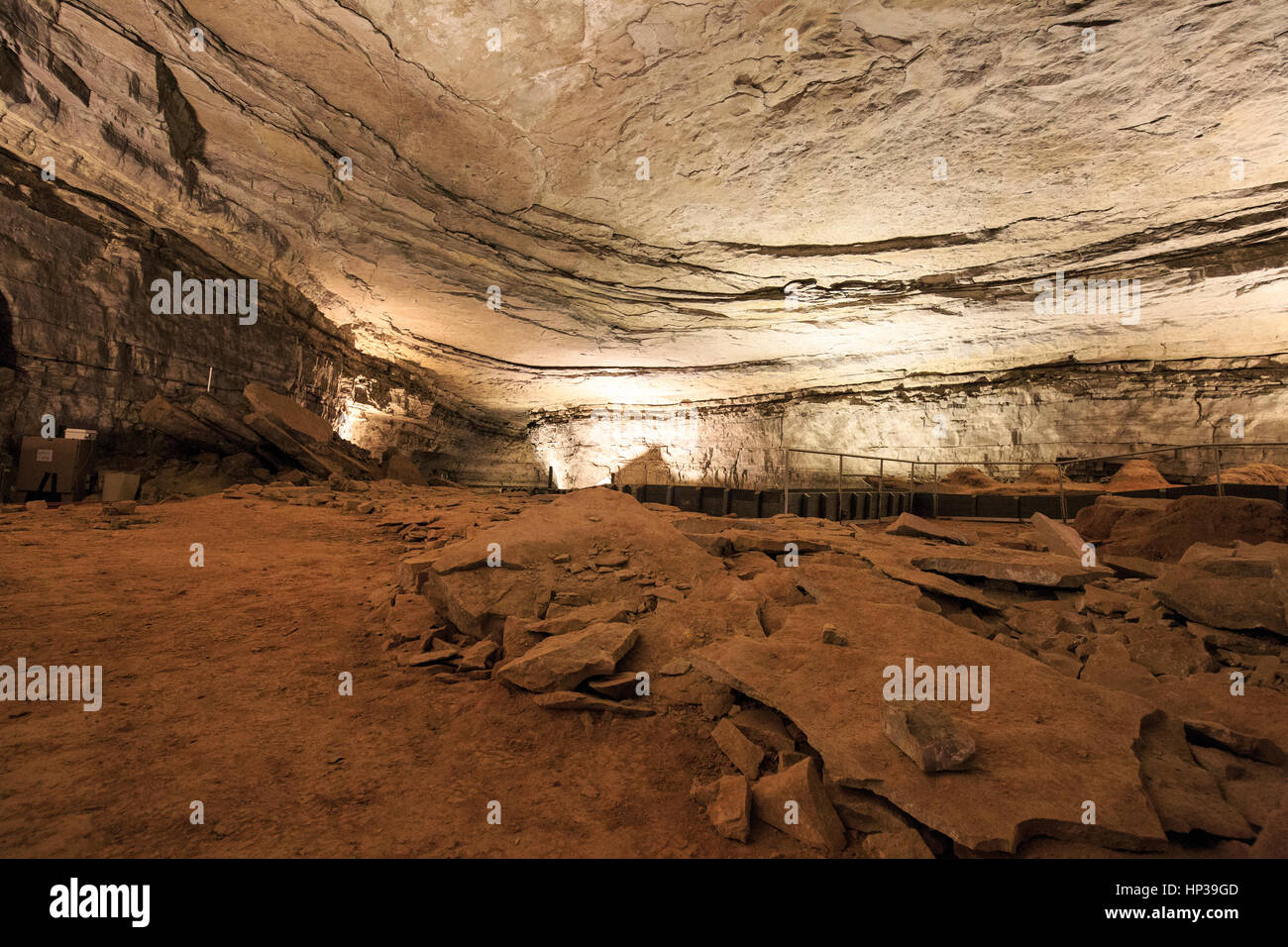 Underground walking underground cave tour at Mammoth Cave National Park ...
