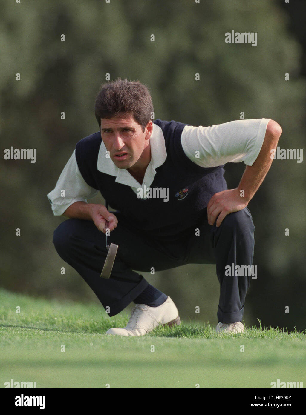Jose maria olazabal ryder cup 1997 hi-res stock photography and images ...
