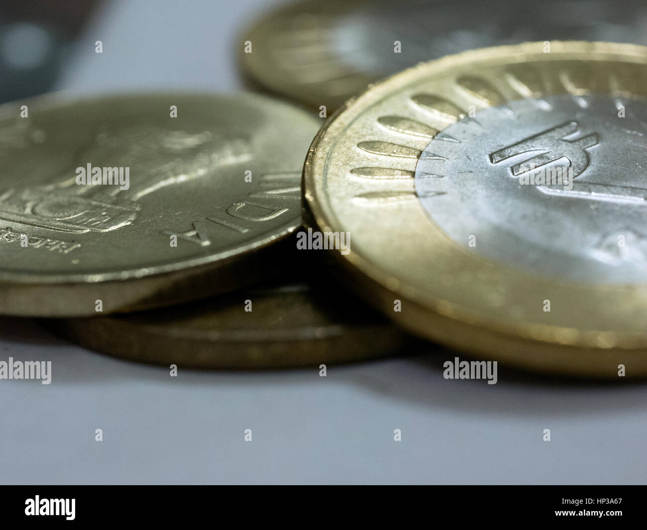 10 rupee coin hi-res stock photography and images - Alamy