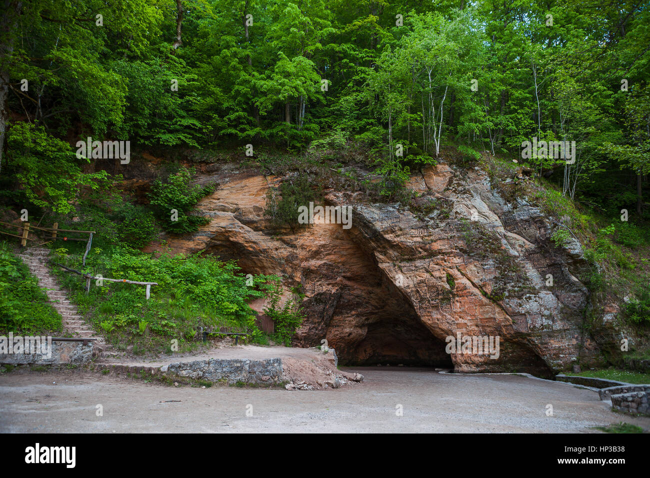 Cave writing hi-res stock photography and images - Alamy