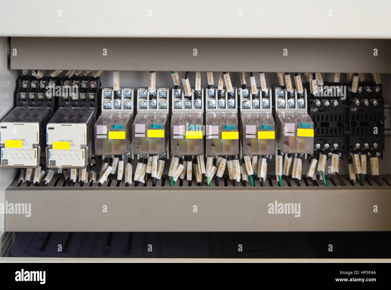 Hardware wires connected electrical circuit hi-res stock photography ...