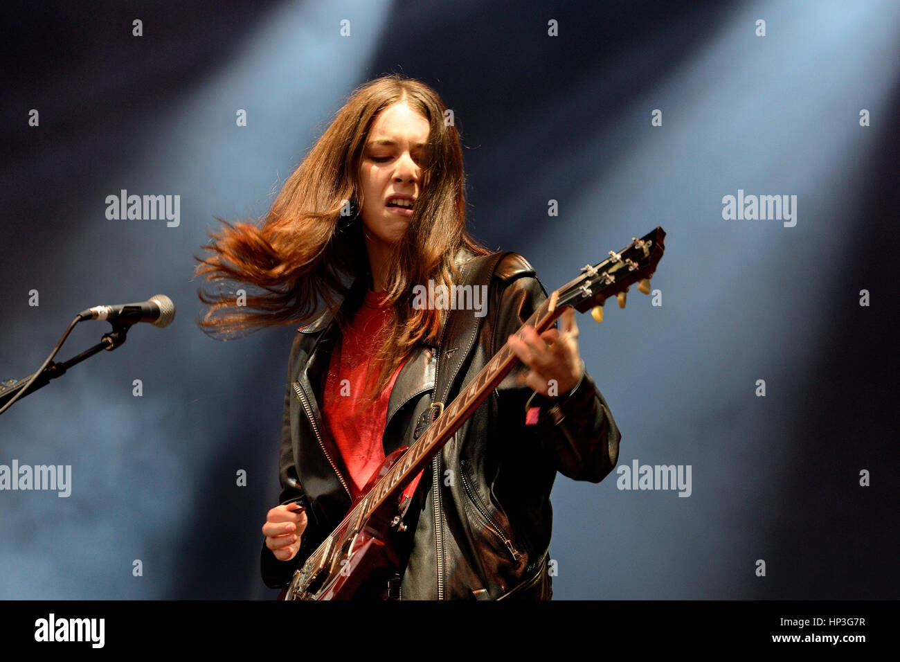 BARCELONA - MAY 30: Haim (band), performance at Heineken Primavera ...