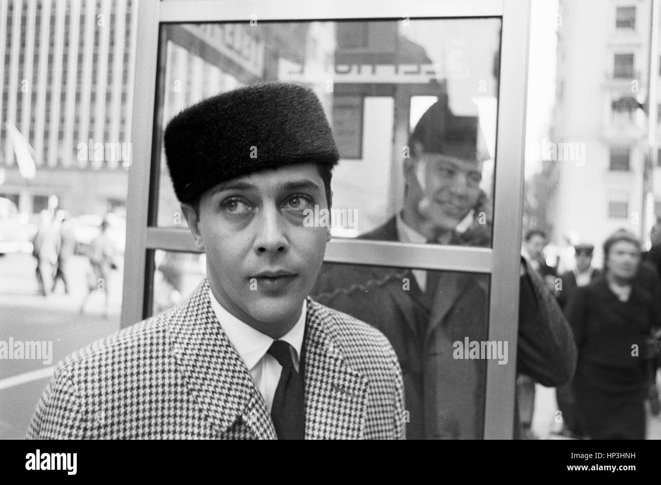 Mark Rydell High Resolution Stock Photography and Images - Alamy