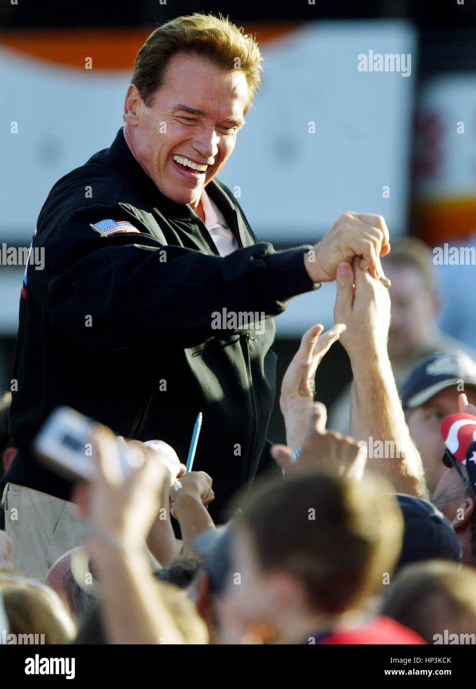 Arnold schwarzenegger hands hi-res stock photography and images - Alamy