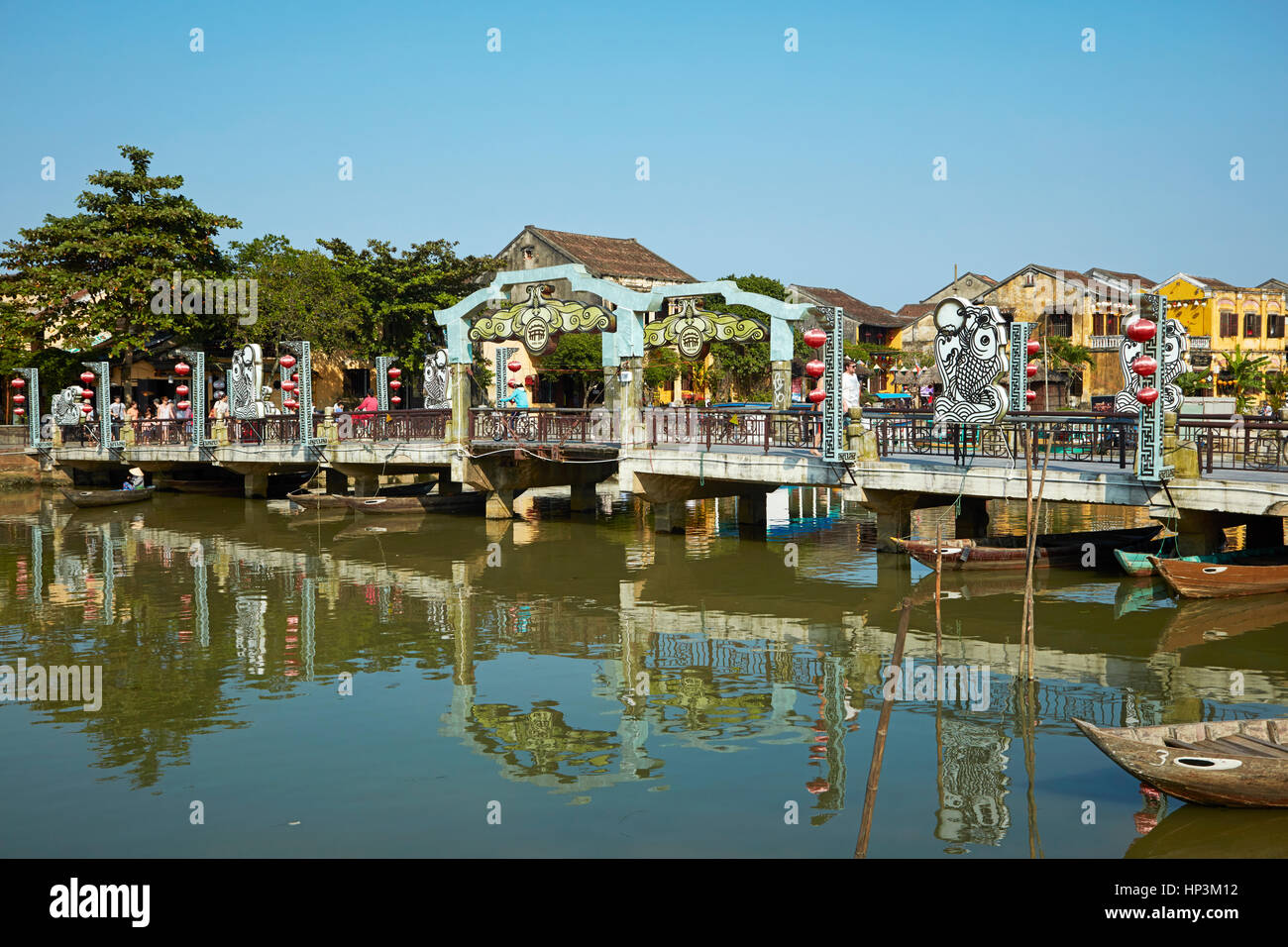 Bridge across Thu Bon River, Hoi An (UNESCO World Heritage Site ...