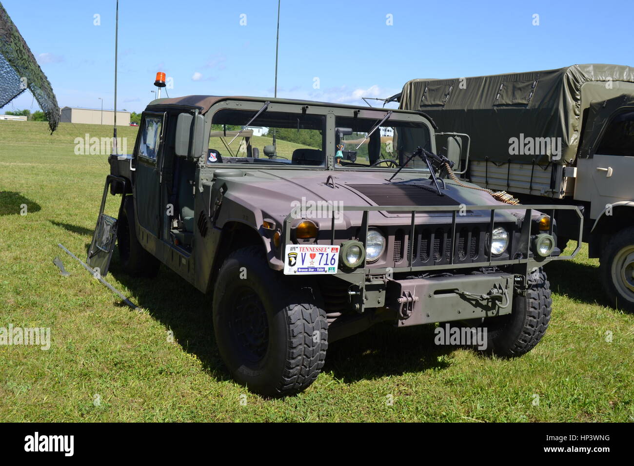 Humvee in war hi-res stock photography and images - Alamy
