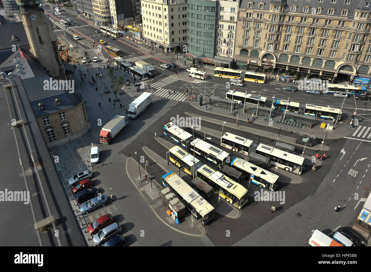 Lignes de train hi-res stock photography and images - Alamy