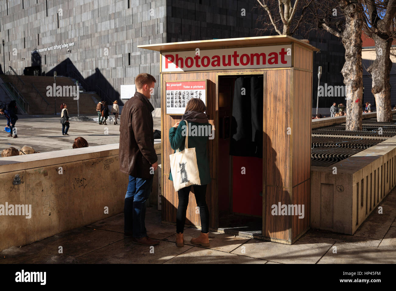 Photo booth hi-res stock photography and images - Alamy