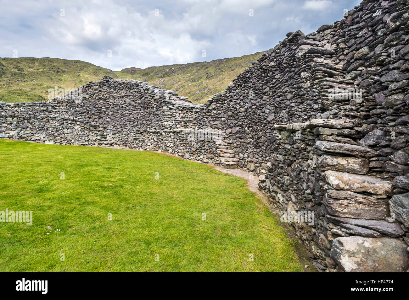 Staigue stone fort near Sneem, Iveragh peninsula, County Kerry, Ireland ...