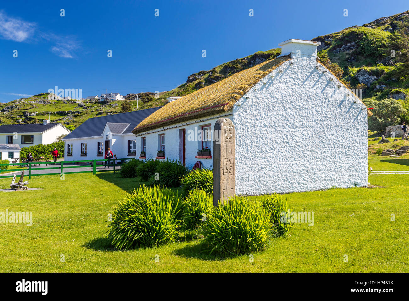 Glencolmcille folk village hi-res stock photography and images - Alamy