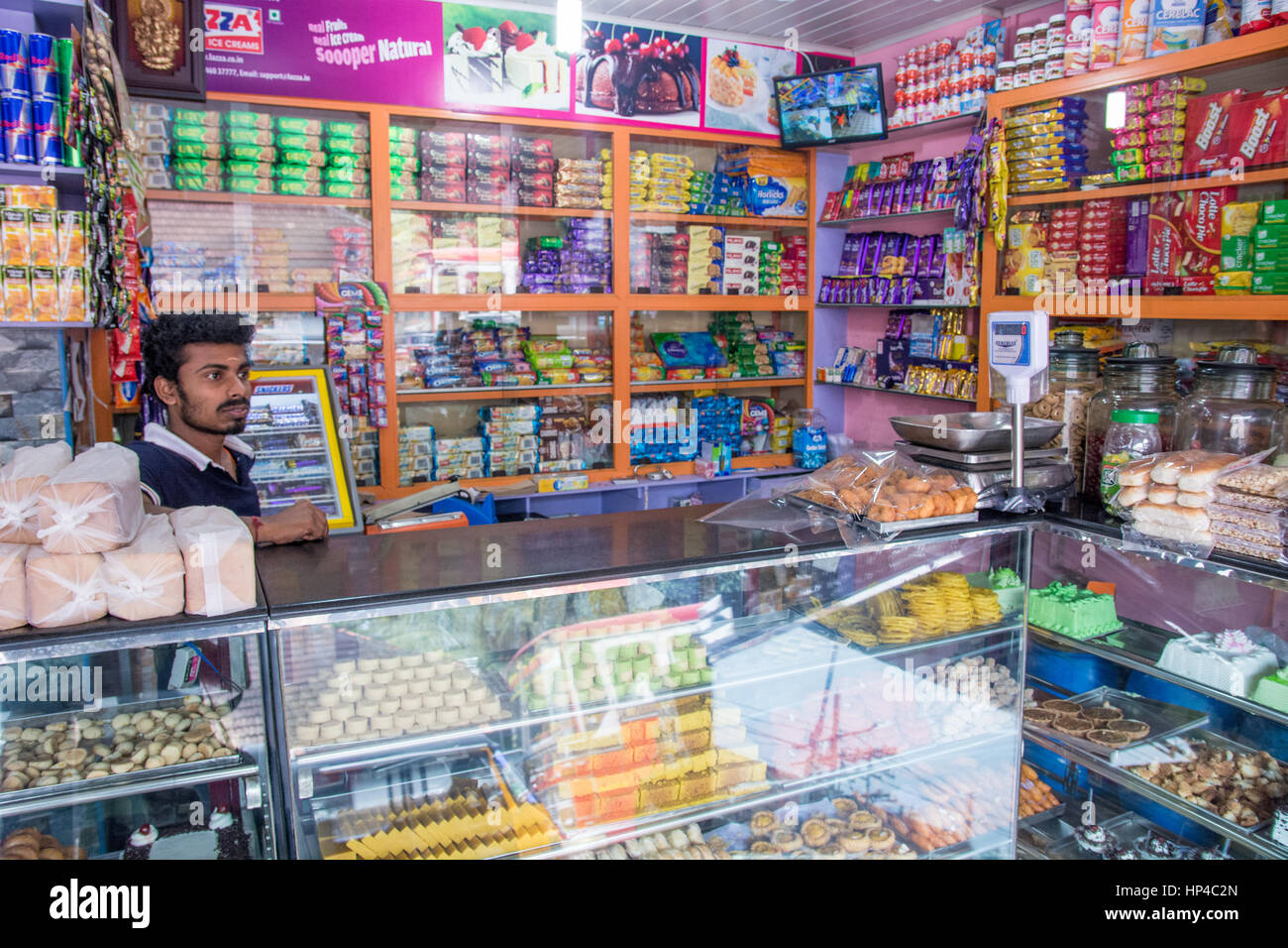 Indian local shop hi-res stock photography and images - Alamy