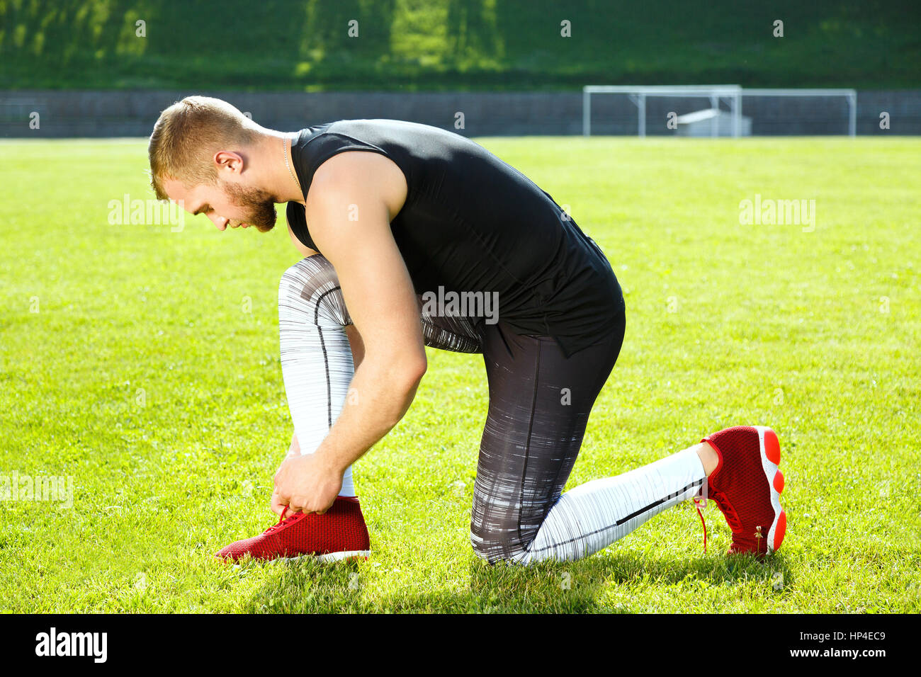 Tightening motion hi-res stock photography and images - Alamy