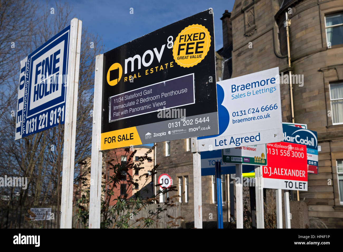 For sale signs uk hi-res stock photography and images - Alamy