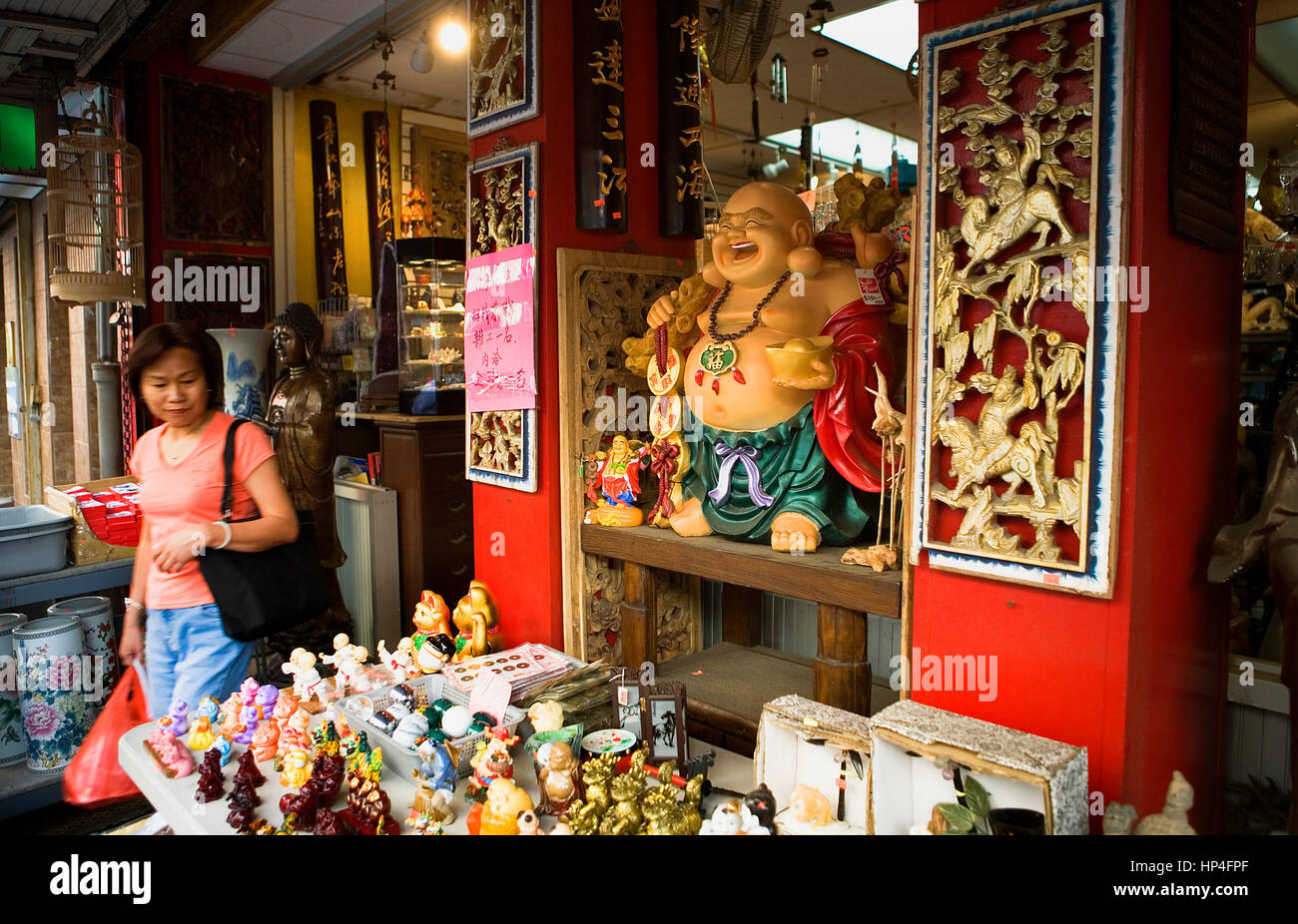 chinatown. Porcelain Corner Shop. 85 Mulberry St,New York City, USA ...