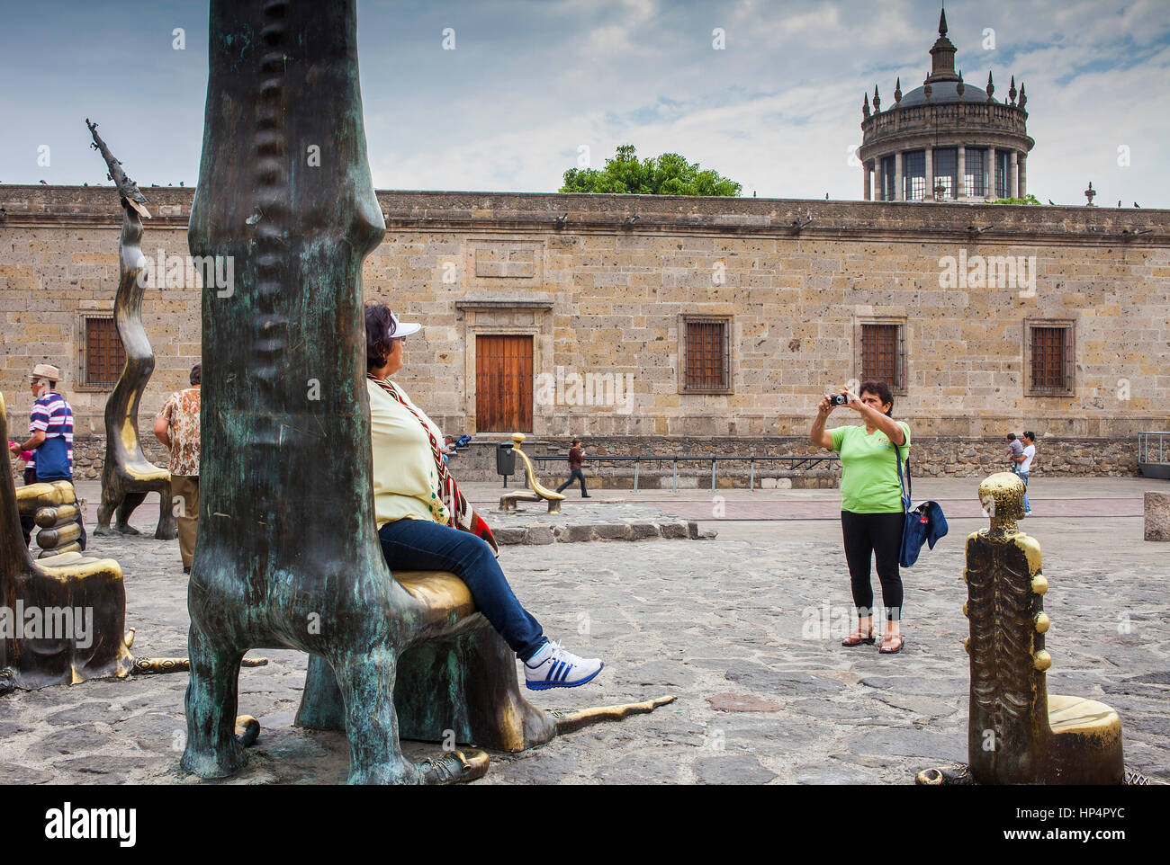 `Sala de los magos universal´ (1999) sculptural group by Tapatio ...