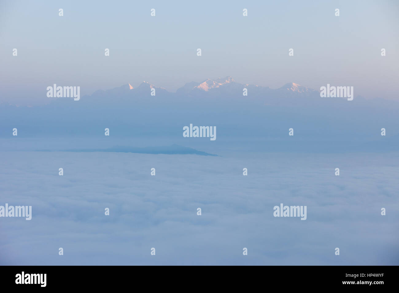 Inversion layer hi-res stock photography and images - Alamy