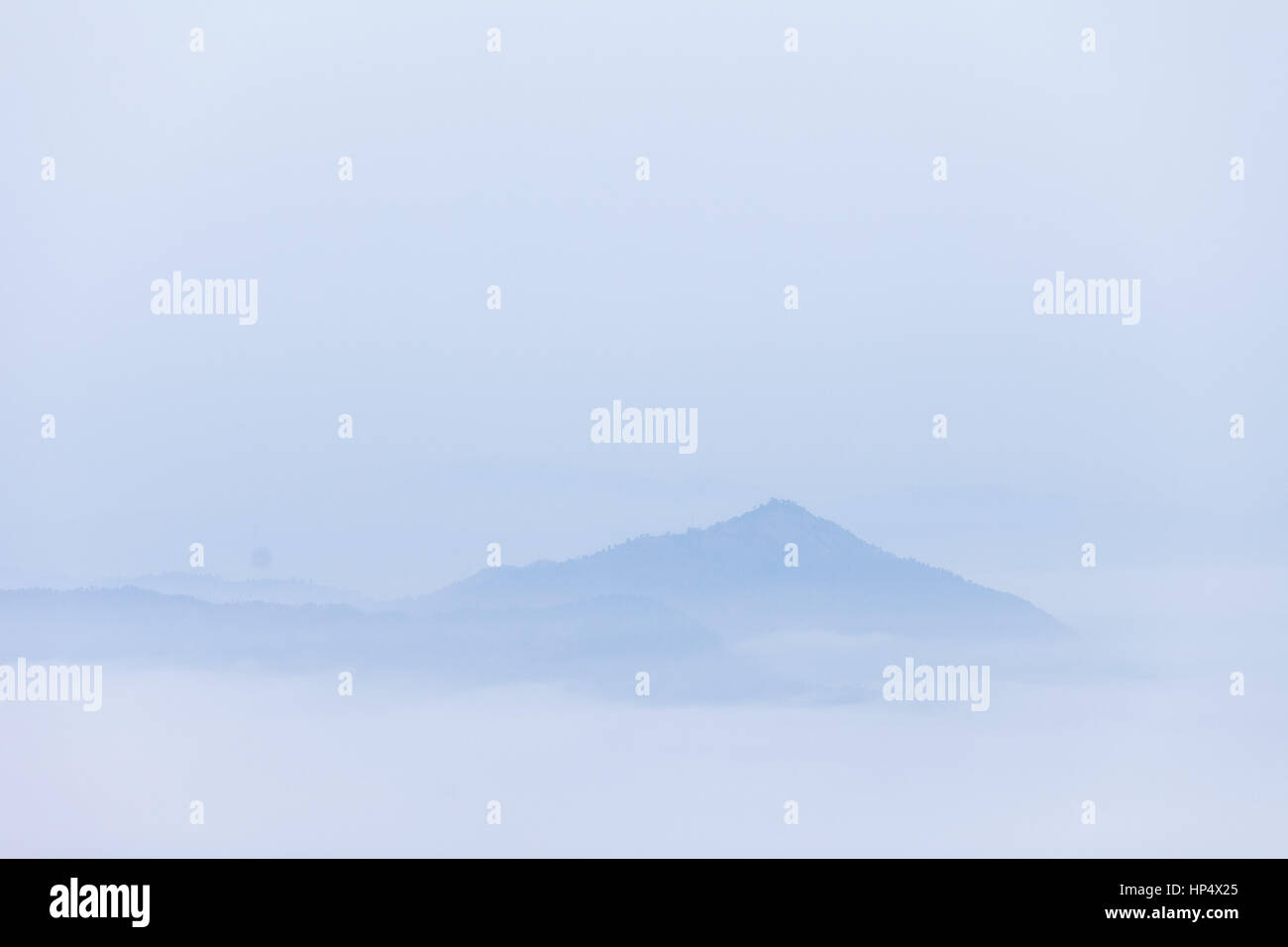 Inversion layer hi-res stock photography and images - Alamy