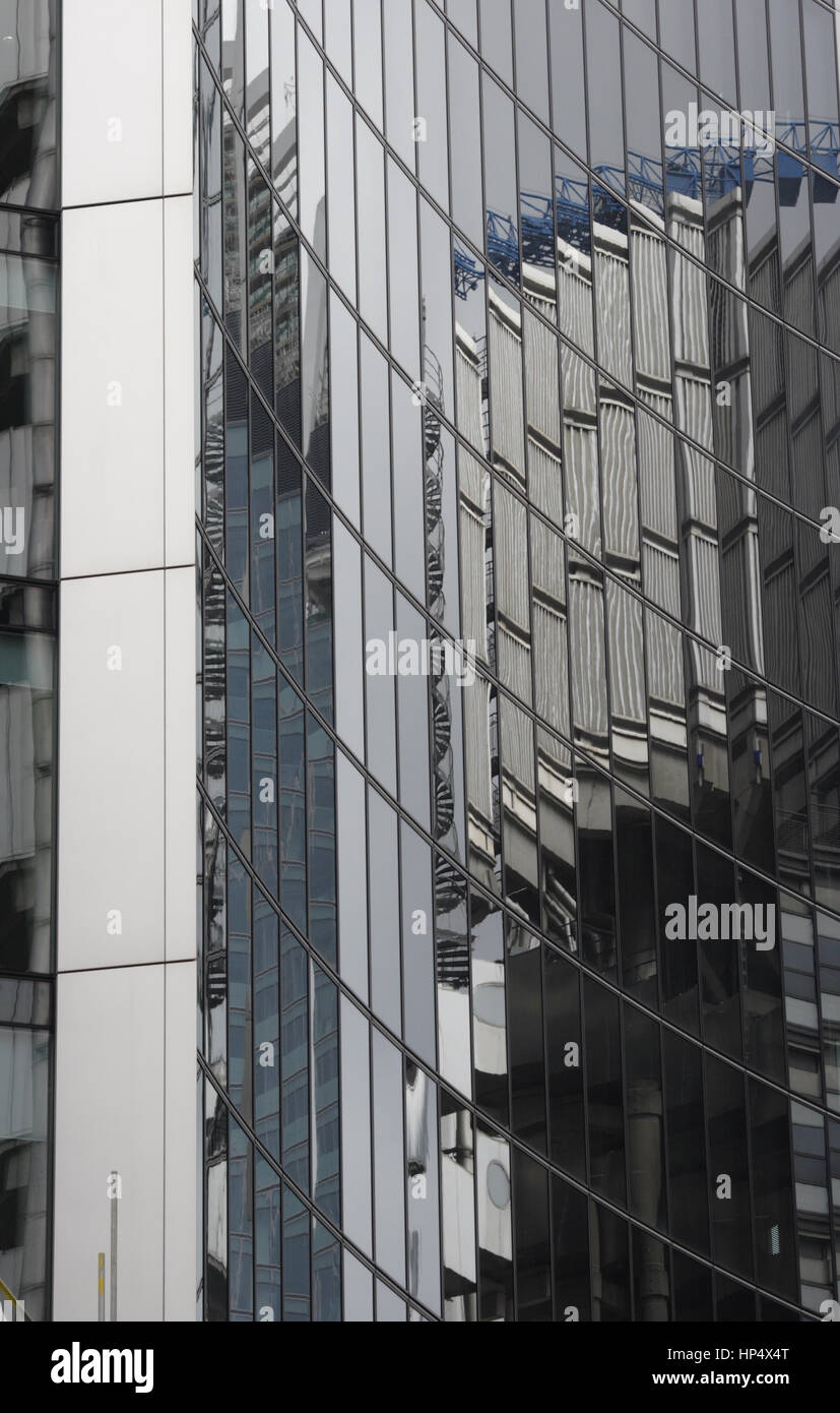 Glass tall buildings hi-res stock photography and images - Alamy