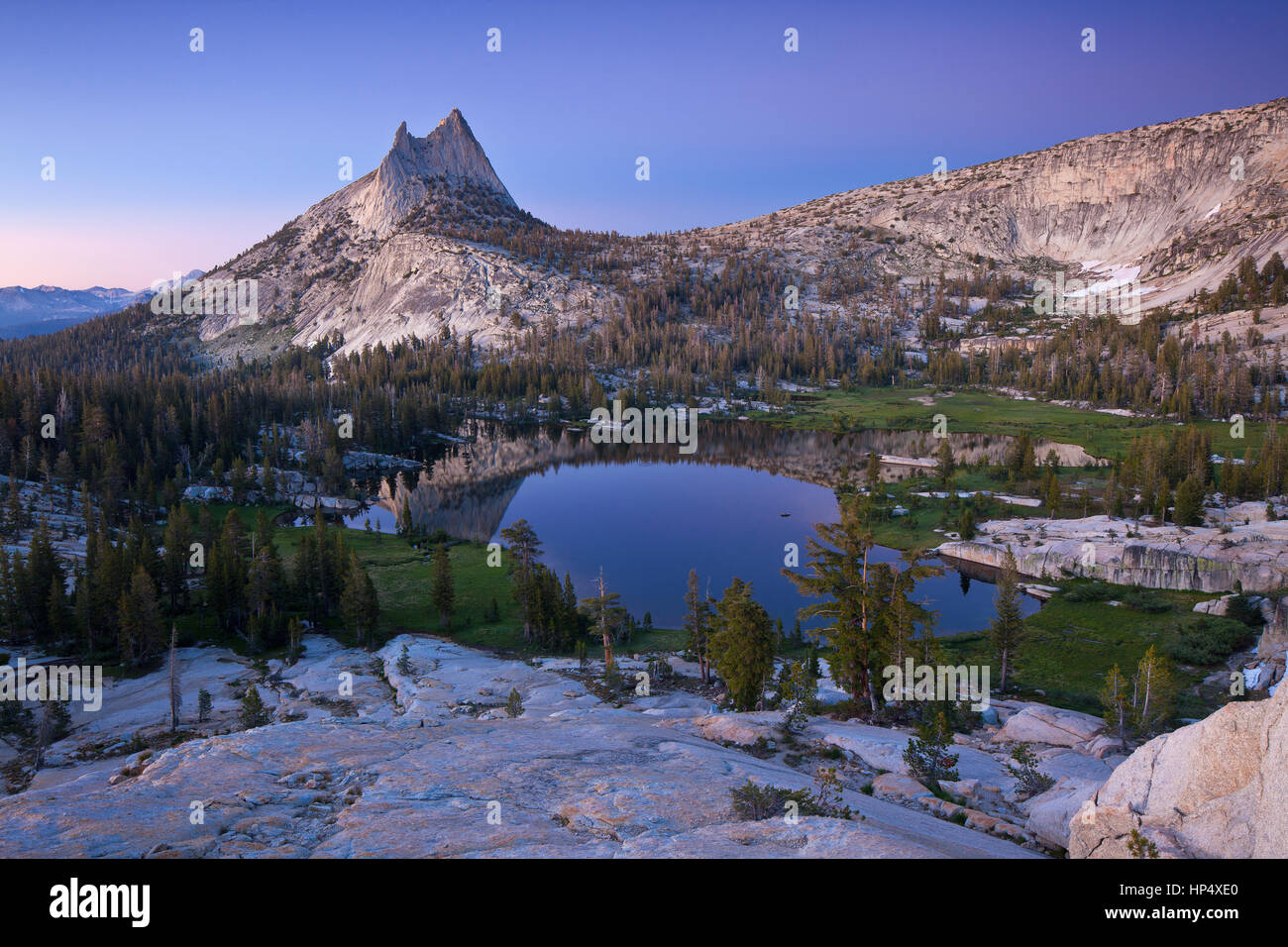 Cathedral lakes trail hi-res stock photography and images - Alamy