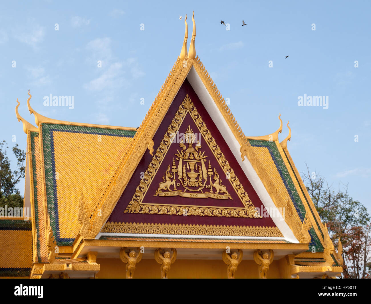 Triangular Shaped Building High Resolution Stock Photography and Images ...