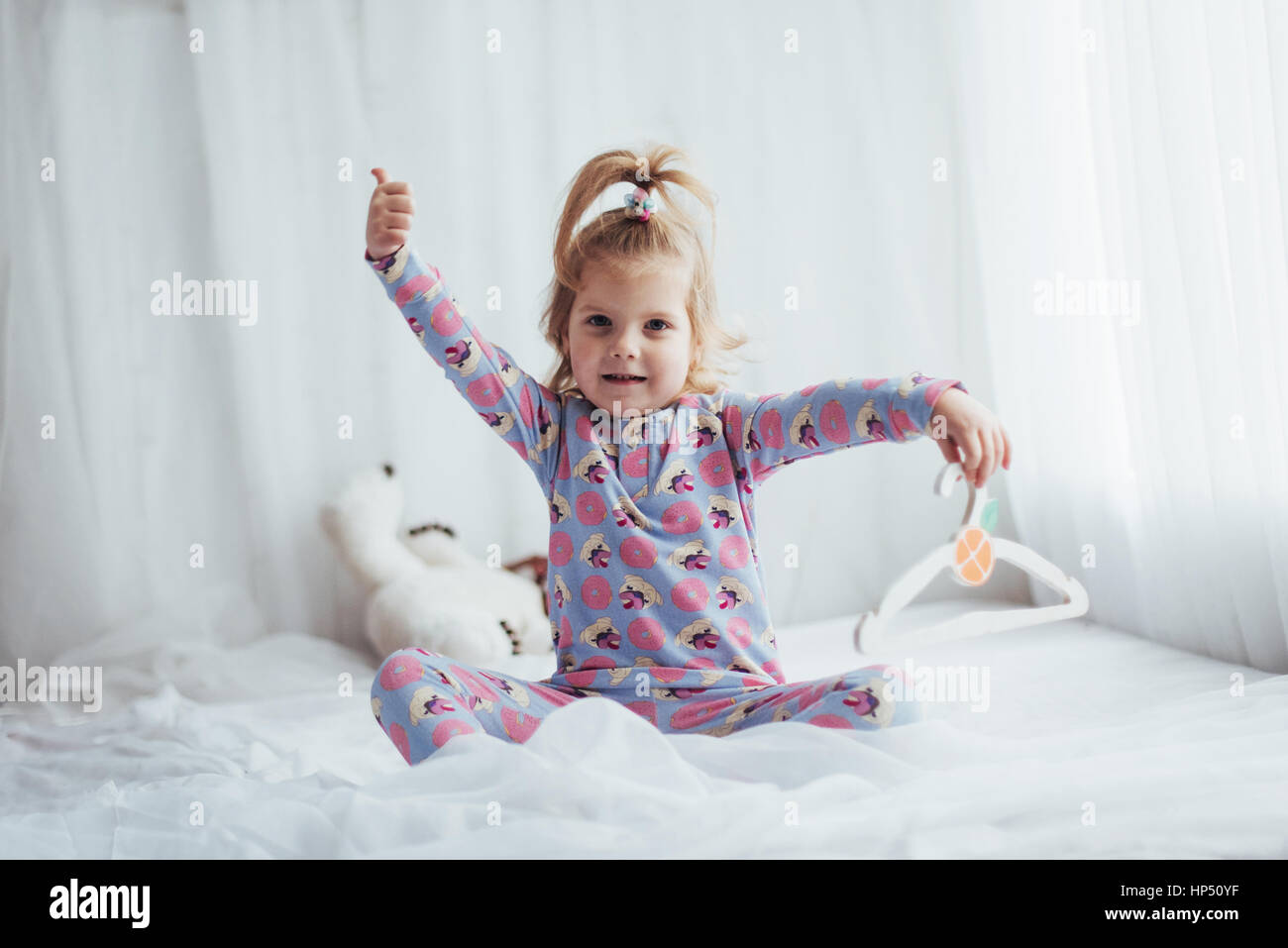 Pajama party happy friends hi-res stock photography and images - Alamy