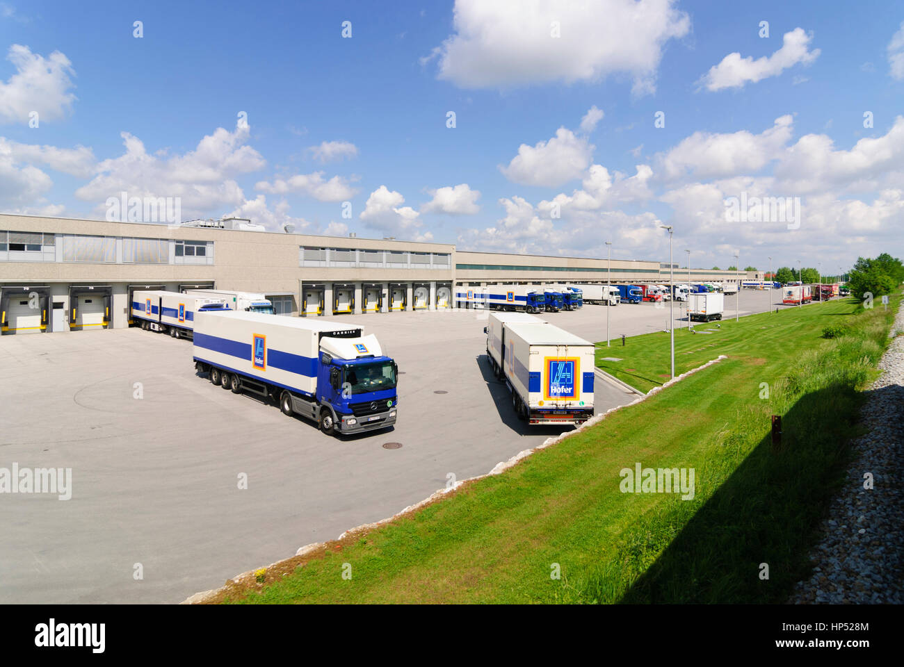 Hofer supermarket hi-res stock photography and images - Alamy