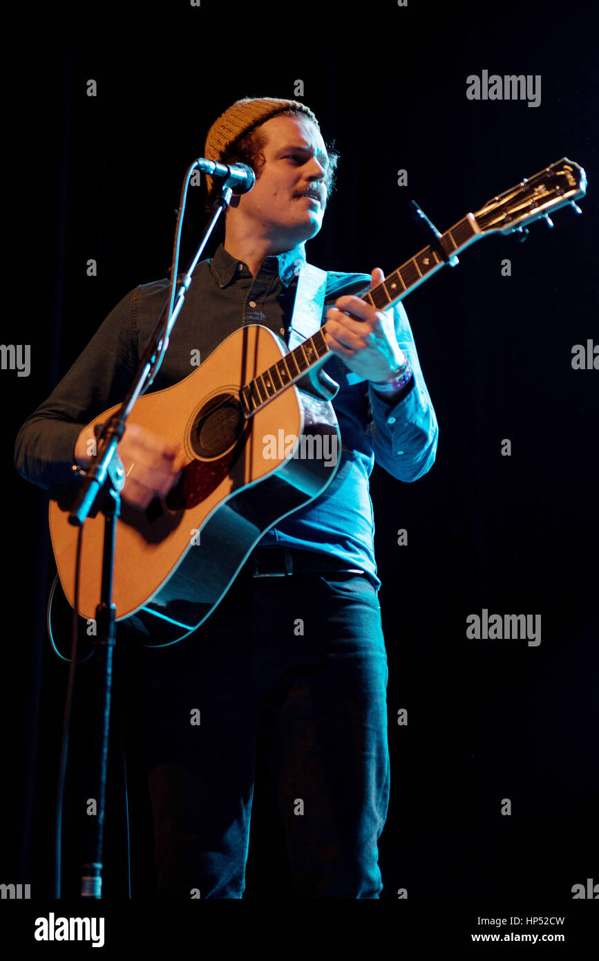 Bear's Den performing their 1st gig of their US Tour at The El Rey ...